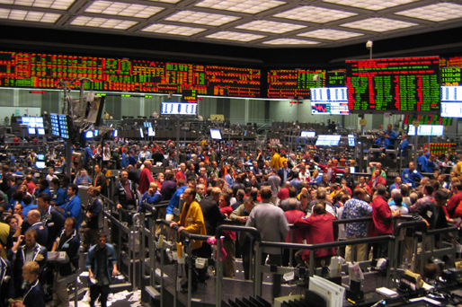 První zprávy - Domácí - Akciové trhy: PX index klesl, v zámoří je silná výsledková sezóna