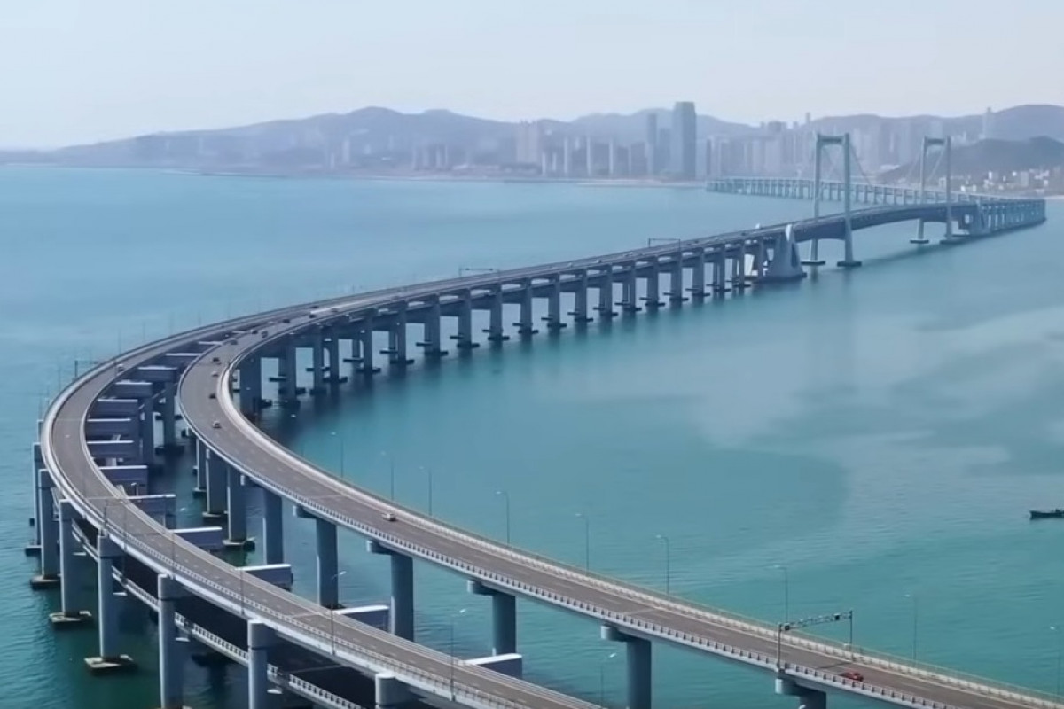 První zprávy - Domácí - Čína se pyšní nejdelším, 165 km dlouhým mostem ...