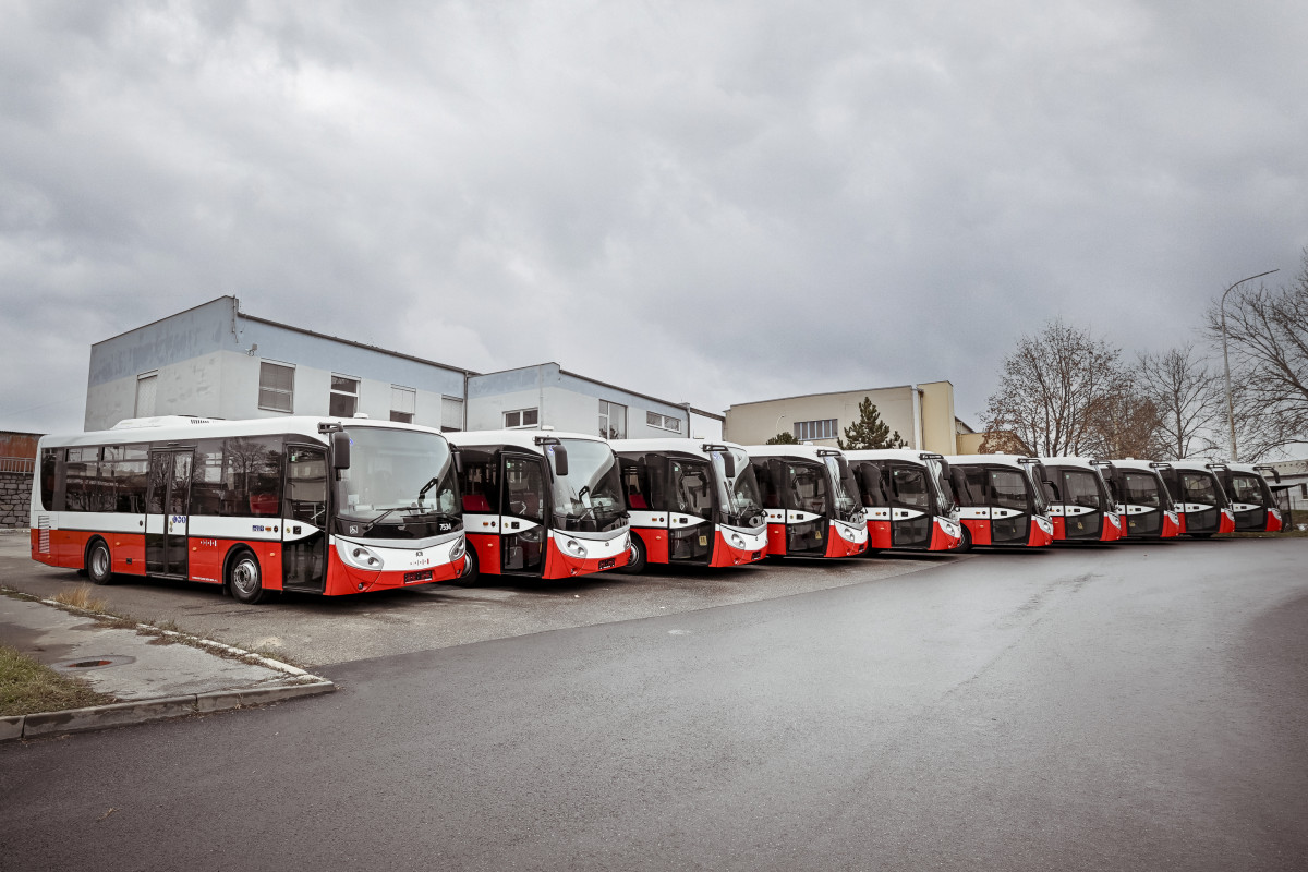 První zprávy - Domácí - Dopravní podnik města Brna převzal všech deset ...