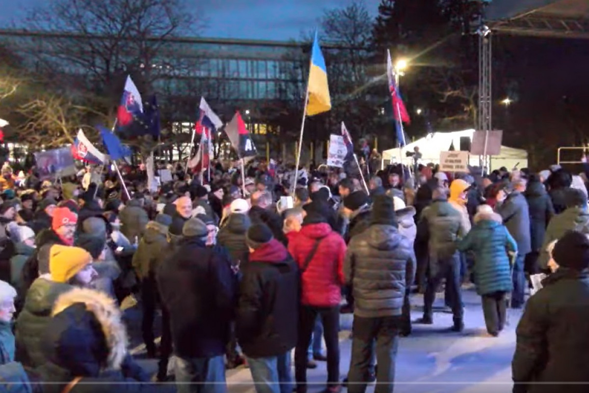 První zprávy - Domácí - PiNews: Protesty na Slovensku financované a ...