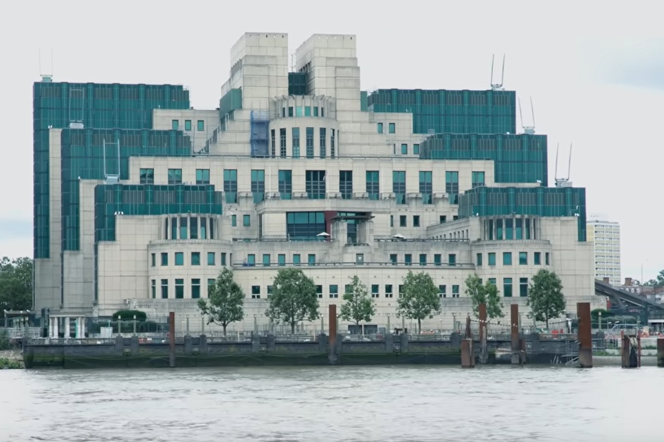 První zprávy - Domácí - Evropa tajně útočí na Rusko vedením neviditelné ...